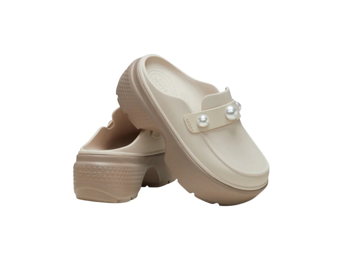 รองเท้า Crocs Stomp Pearl Loafer Almond Tint | SASOM