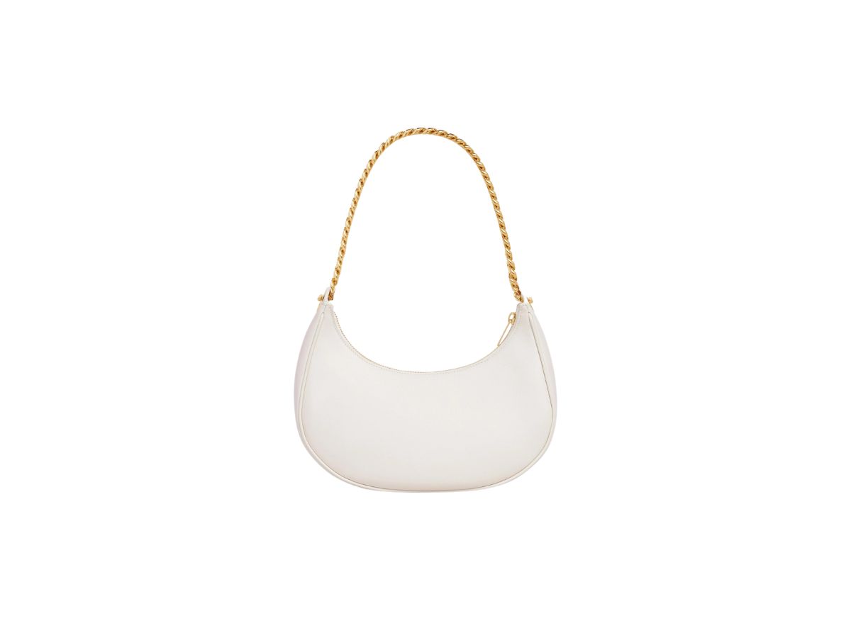 Buy Celine Medium Ava Chain In Smooth Calfskin Rice | SASOM