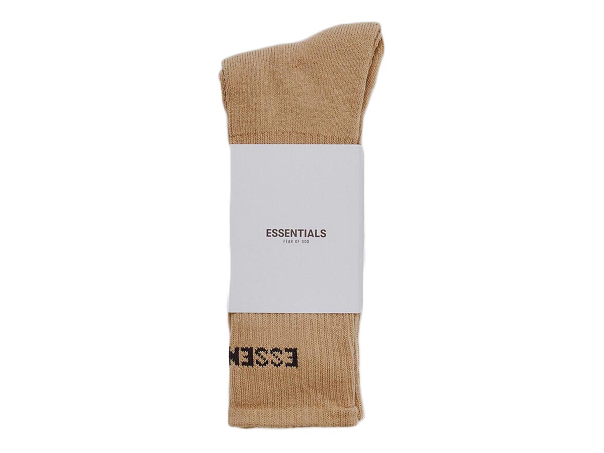 FEAR OF GOD ESSENTIALS Front Logo Crew Socks Khaki | ของแท้