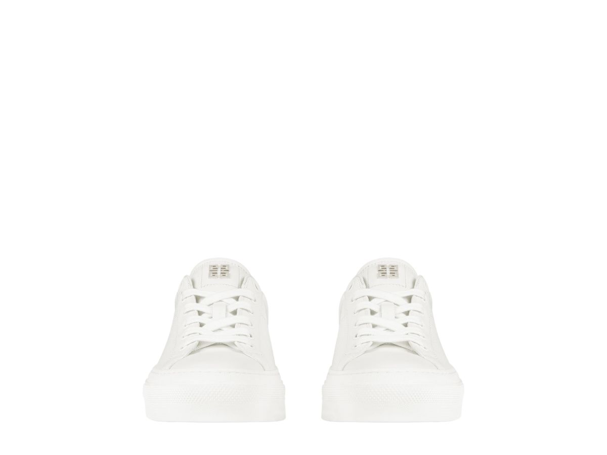 Givenchy City Sport Sneakers In Leather White Black