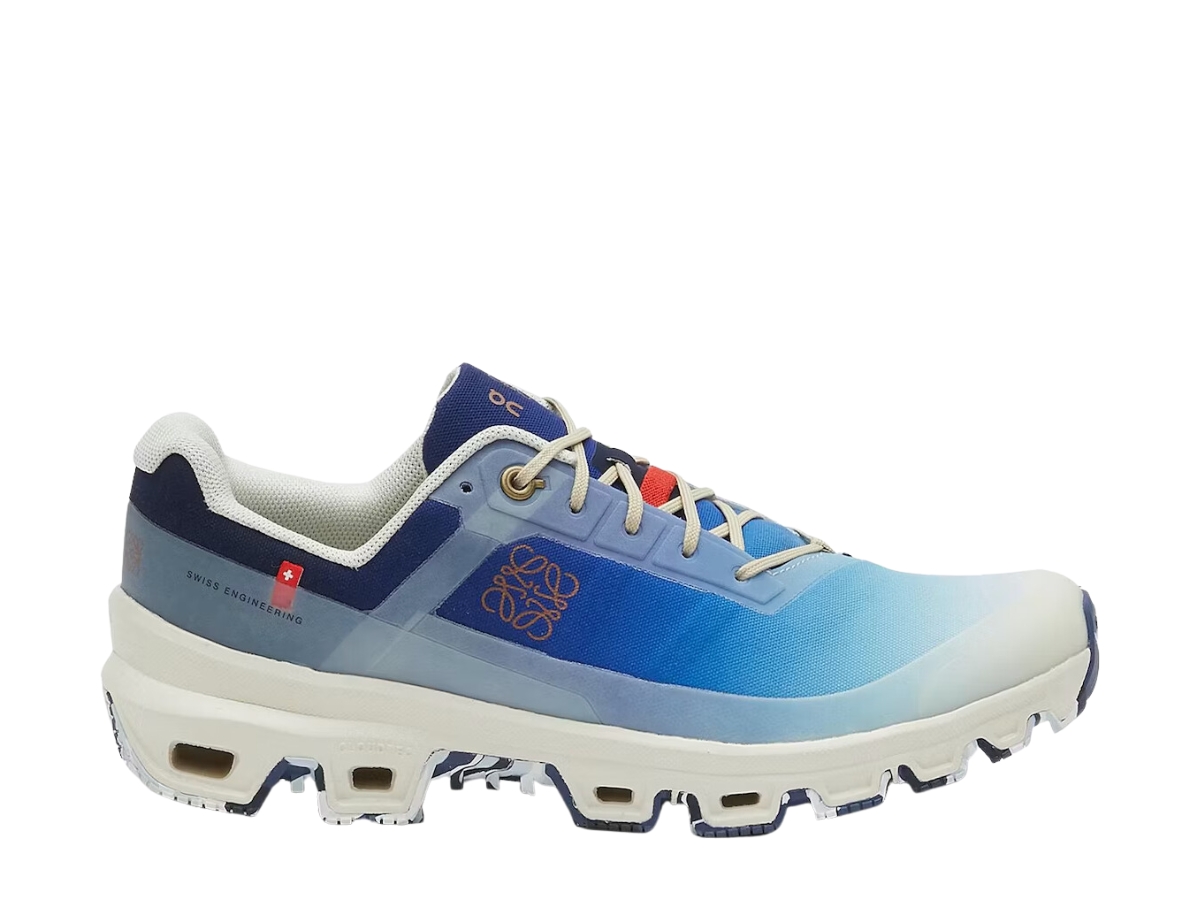 SASOM | รองเท้า Loewe Cloudventure Running Shoe In Nylon Gradient Blue ...