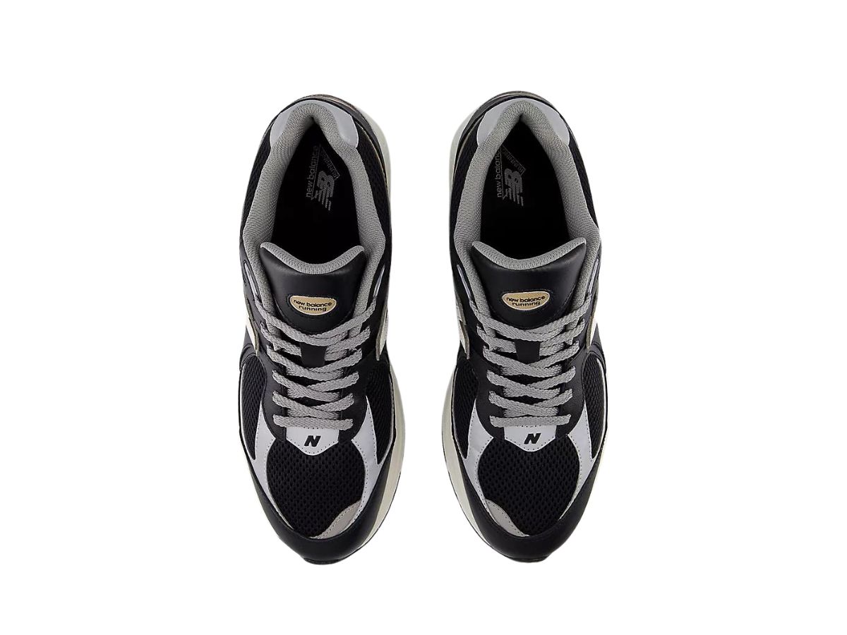 Buy & Sell New Balance 2002R Black | 100% Authentic