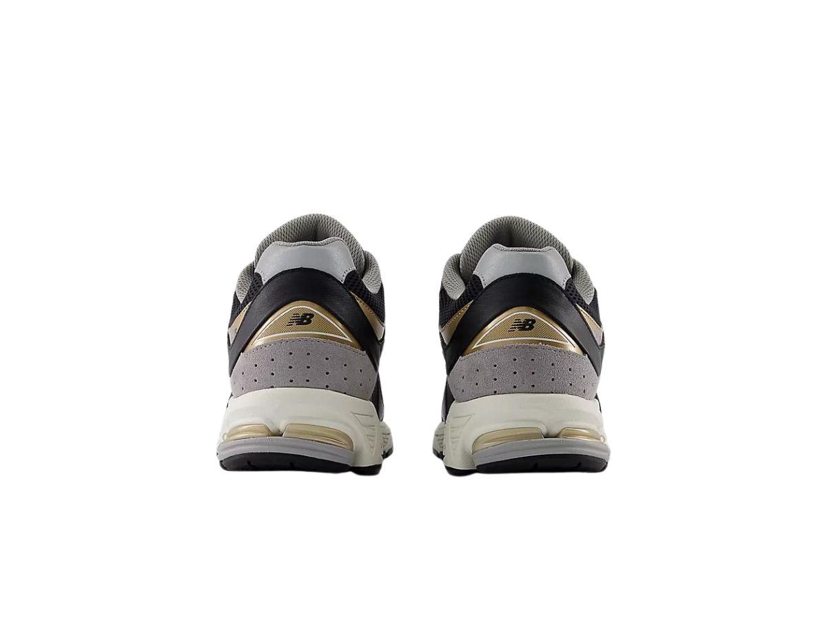 Buy & Sell New Balance 2002R Black | 100% Authentic