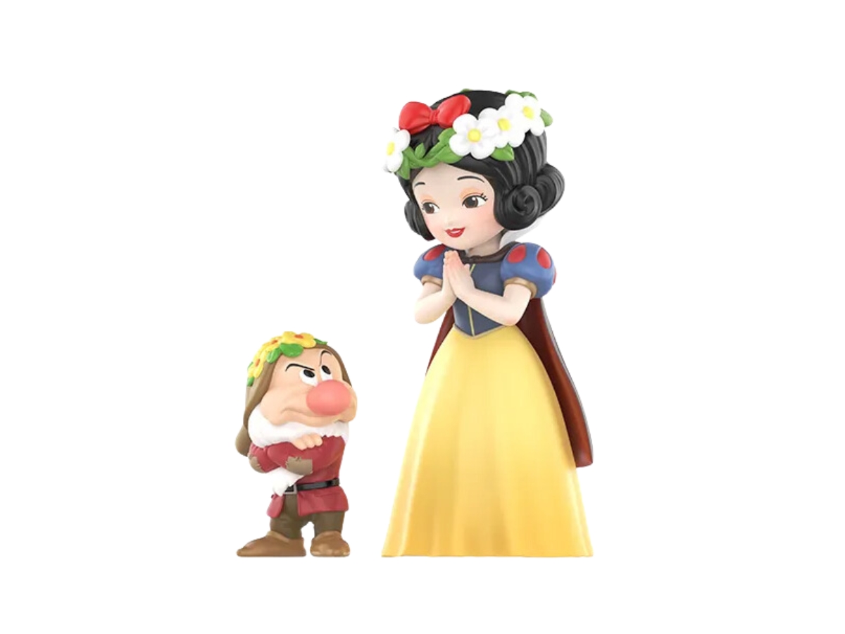 Pop Mart Snow White And Grumpy Disney Snow White Classic Series Figures
