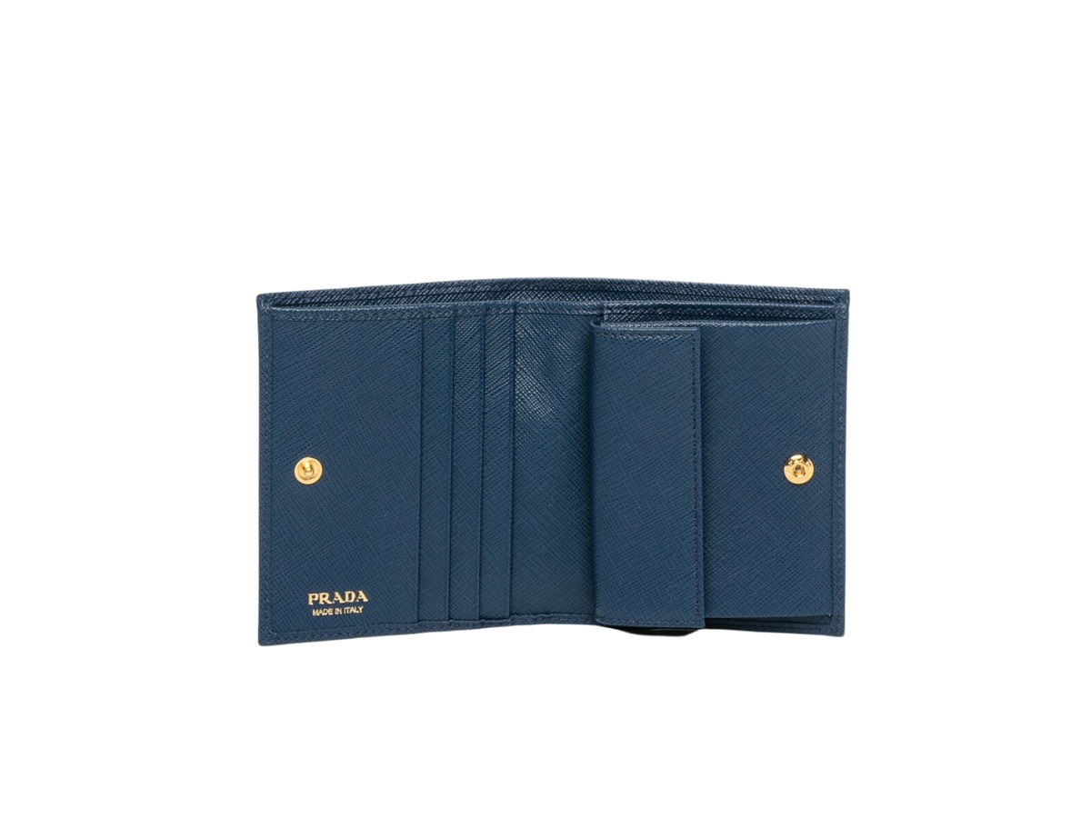 SASOM | กระเป๋า Prada Wallet In Saffiano Leather With Gold Hardware ...