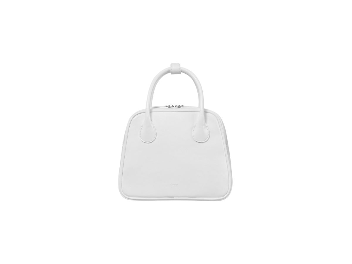 Stand Oil Momo Bag In Glossy Winkle Material White